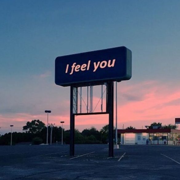 30 Best Sad DPs for WhatsApp & Instagram - Baggout