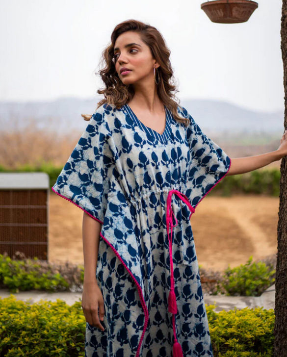 Top 30 types of long dresses you need to check out - Baggout