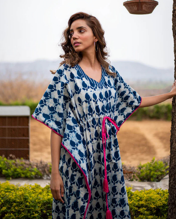 Top 30 types of long dresses you need to check out - Baggout