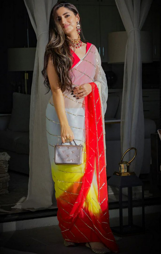 Here are some ideas for How to style the leheriya saree - Baggout